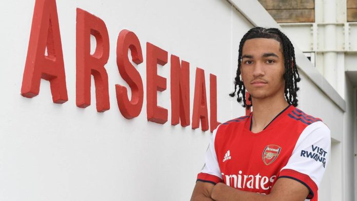 Arsenal 21yo confirms he will leave club