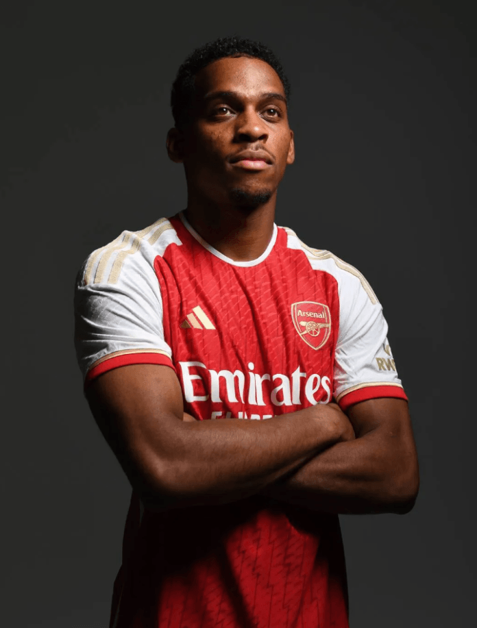 Official: Arsenal confirm Jurrien Timber signing