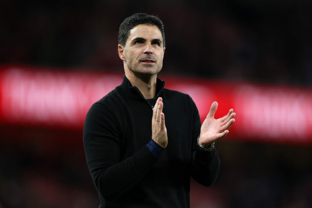 Why wasn't Arteta in Arsenal's title celebration photos?