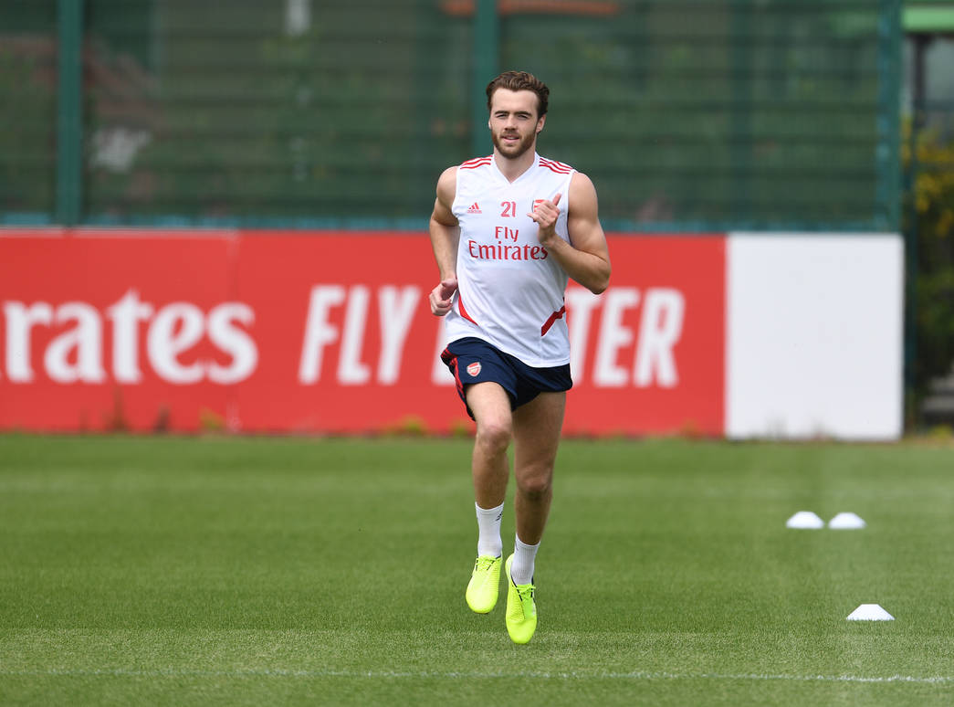 Calum Chambers rejoins light training as rehab continues