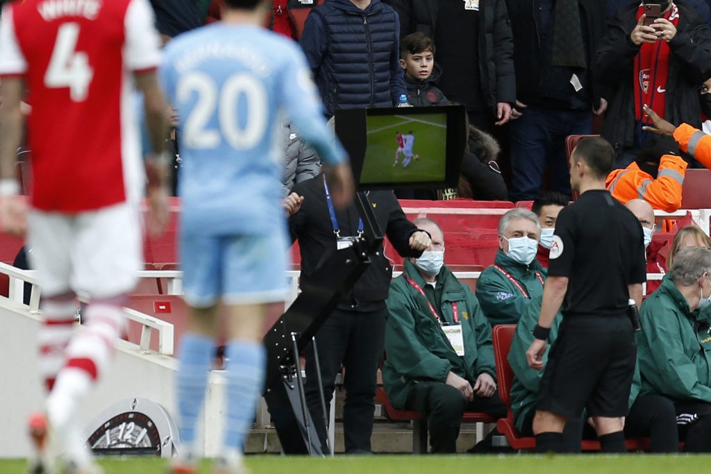 Arsenal first to 100 red card milestone despite being spineless softies