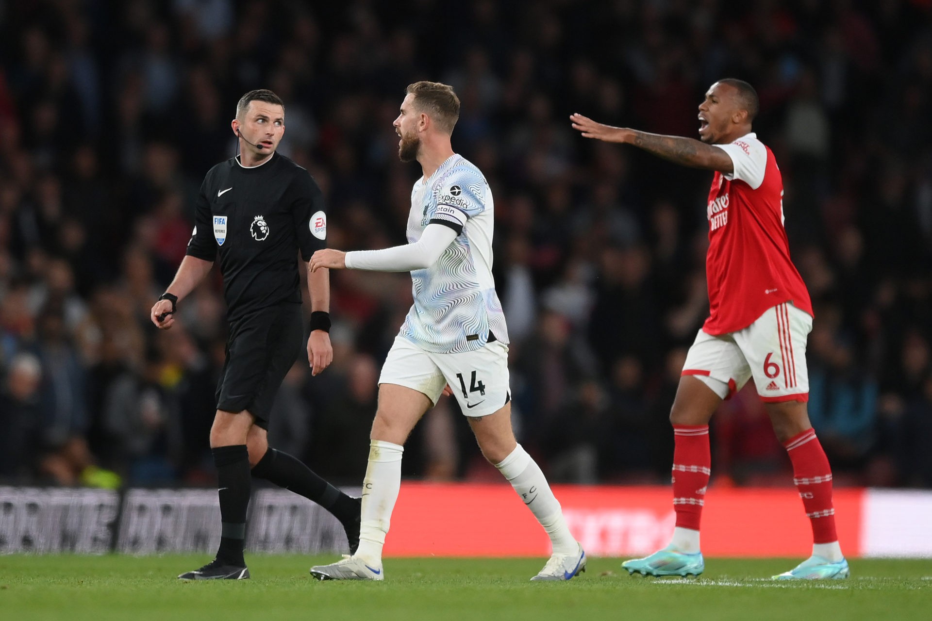 Comments between Arsenal and Liverpool players referred to FA