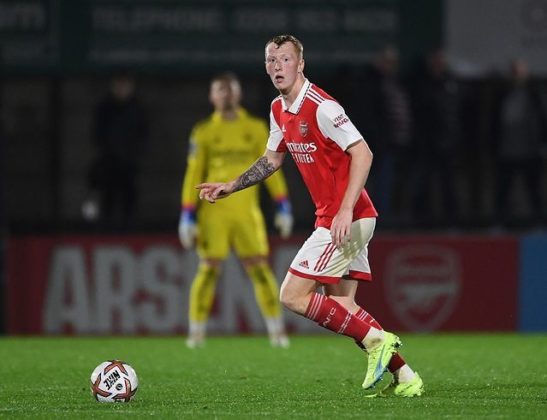 Arsenal defender completes late loan move