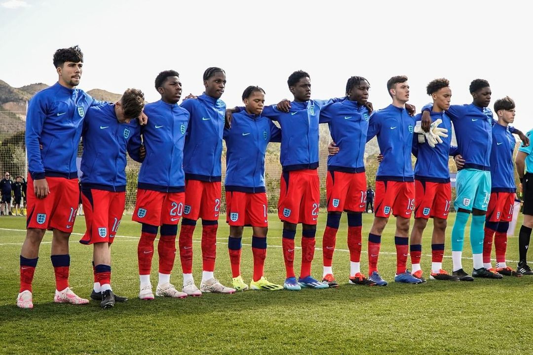 Arsenal offer deal to England youth international